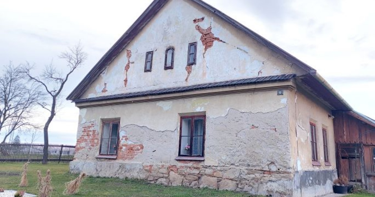 Vlhký a plesnivý dům matka přestavěla dechberoucím způsobem
